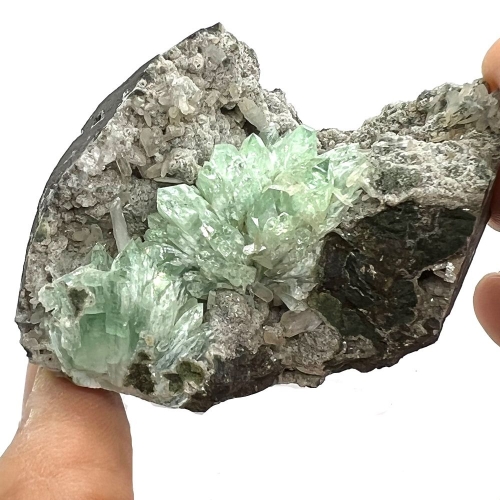 Celestite Sphere - Buy High Quality Crystals - Conscious Stones